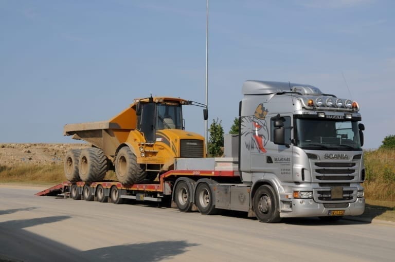 SELF-STEERING SEMI LOW-LOADERS | Nooteboom Trailers