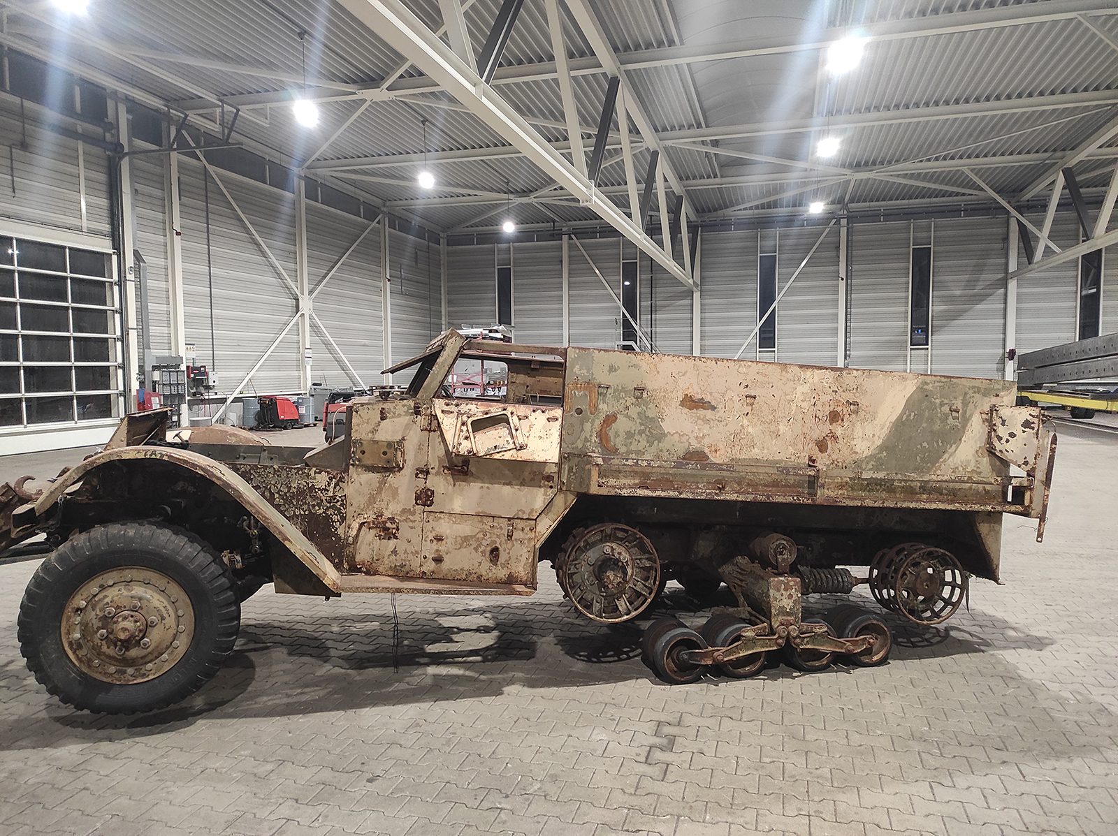 Nooteboom supports the restoration of a historic M5 Half-Track army ...