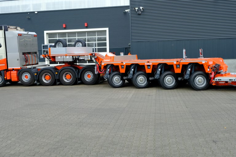 Latest and largest Nooteboom 4+6 low-loader provides Zwagerman ...