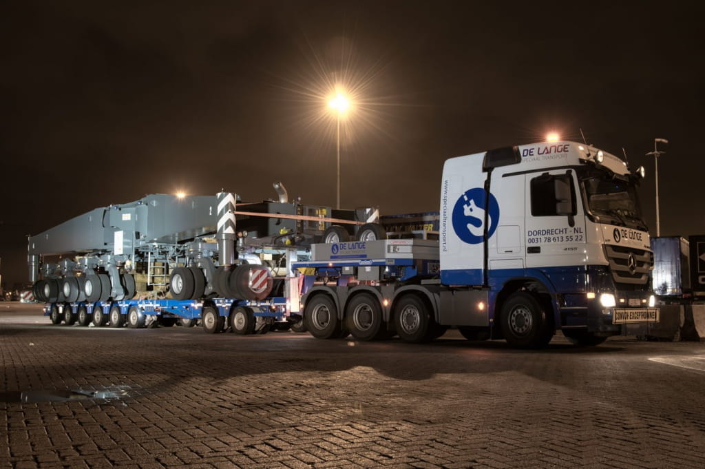 SEMI LOW-LOADERS WITH PENDLE AXLES | Nooteboom Trailers