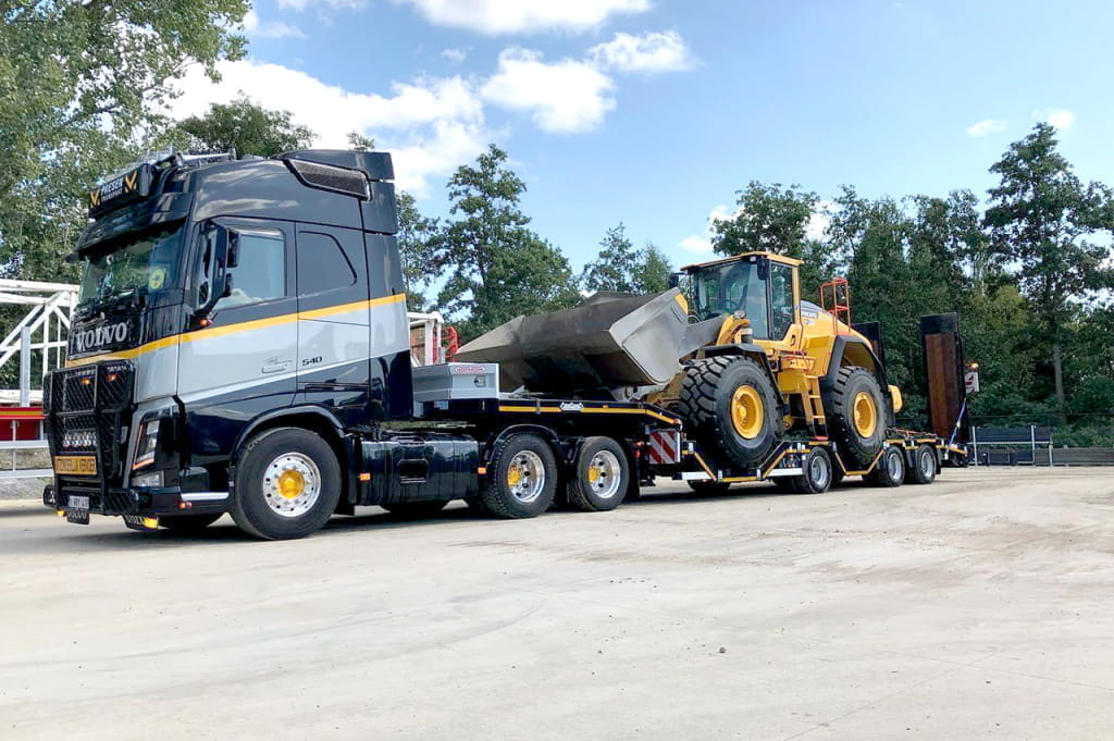 Low Bed Trailer with various combination options | Nooteboom Trailers